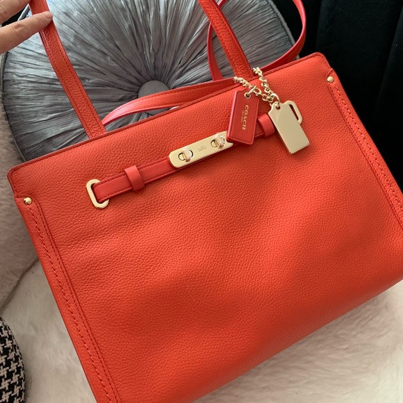 Coach | Bags | New Coach Womens Polished Pebble Leather Small Swagger ...